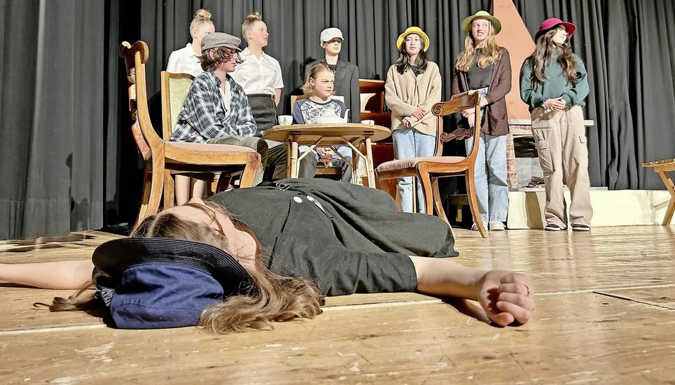 Ohnmachtsanfälle und säbelrasselnde Corsaren begeistern Beringen ...